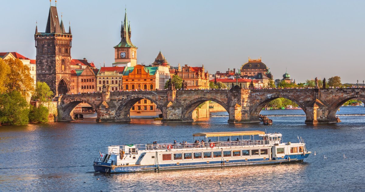 Book Prague River Cruise Tickets | Compare & Save | 2025